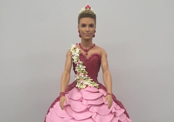 Whoops: Conservative Christians flip out over 'transgender cake ...