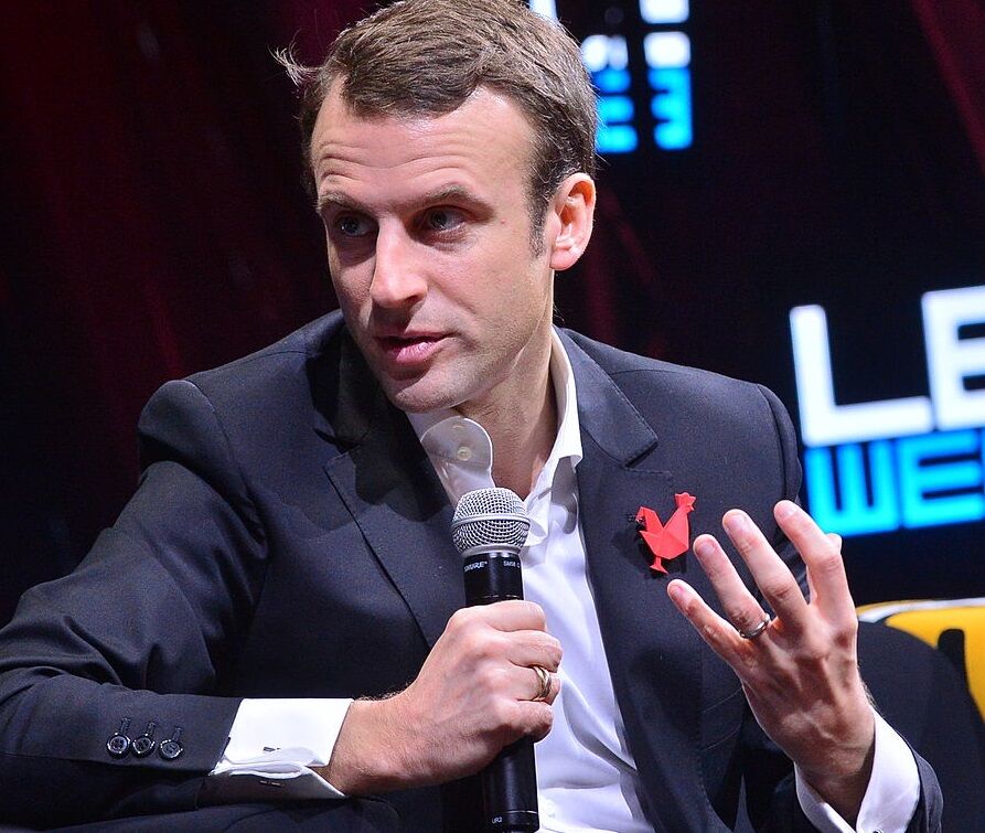 After French president praised Catholics for supporting gay parents ...