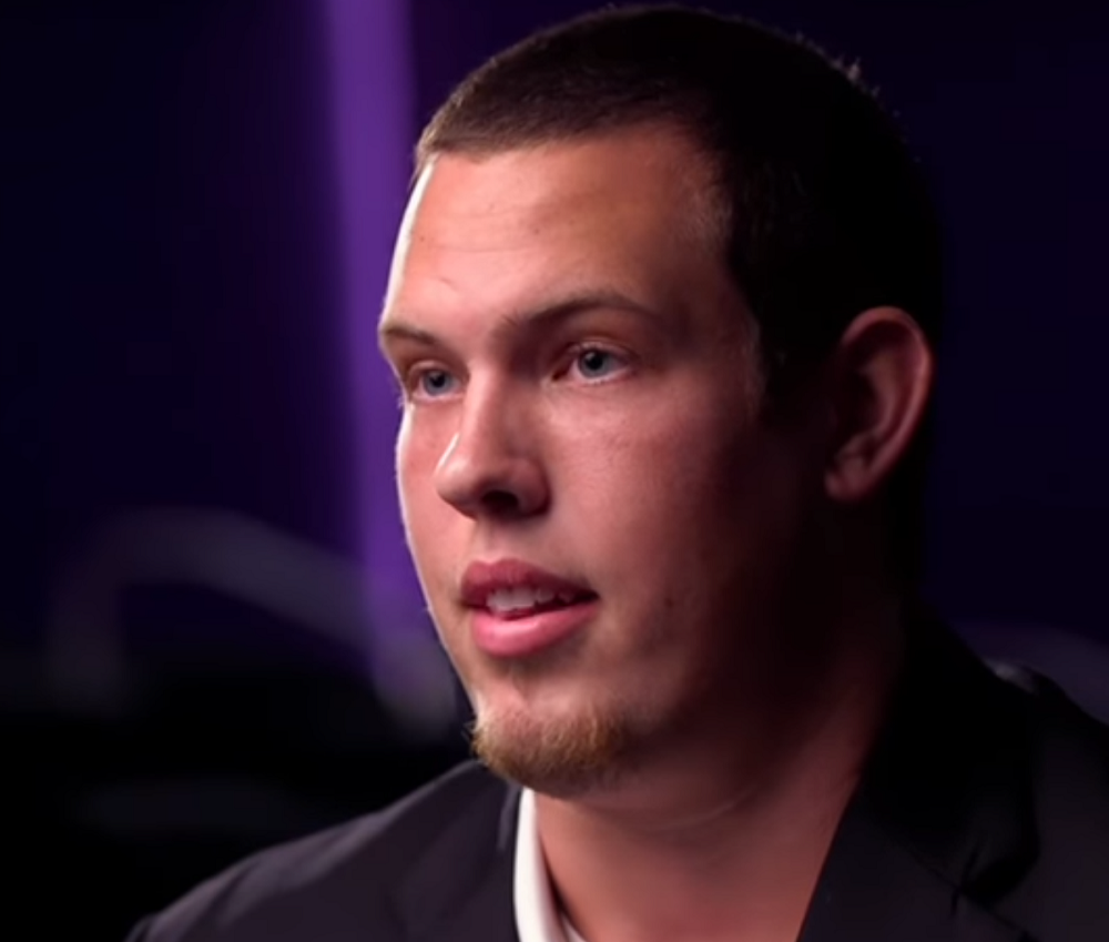 This football player came out to his team and never felt 'so accepted ...