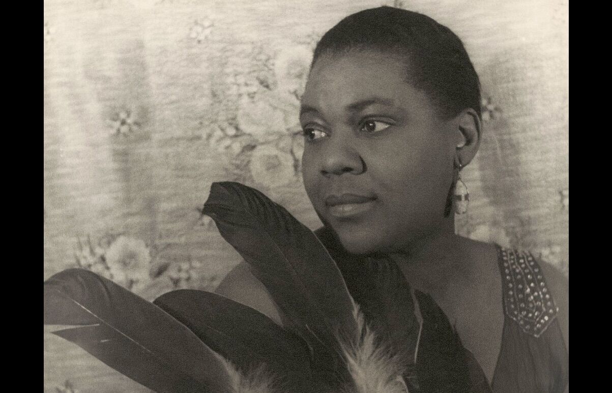 This out bisexual singer reigned as Empress of the Blues in the 1920's ...