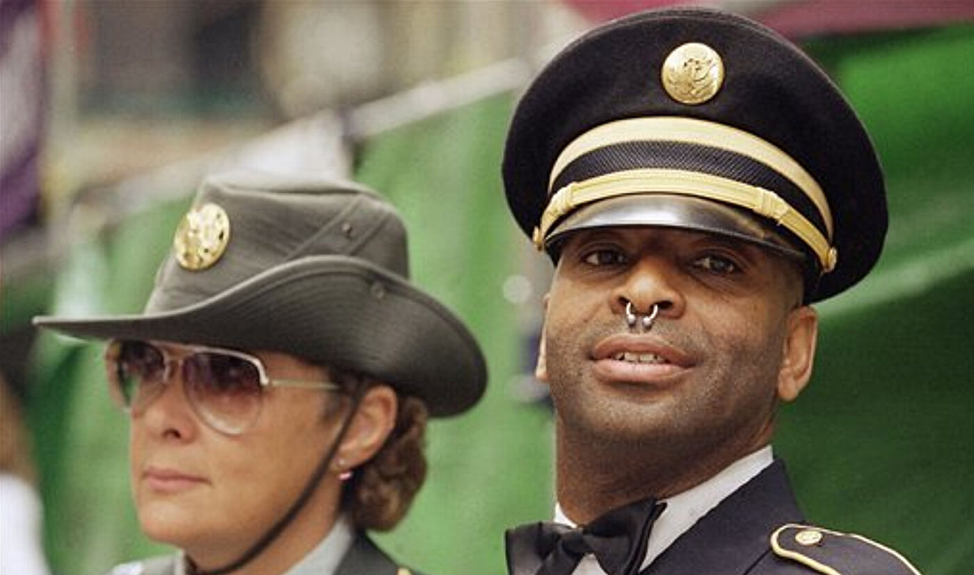 Meet Perry Watkins, the gay soldier the Supreme Court wouldn't let the ...