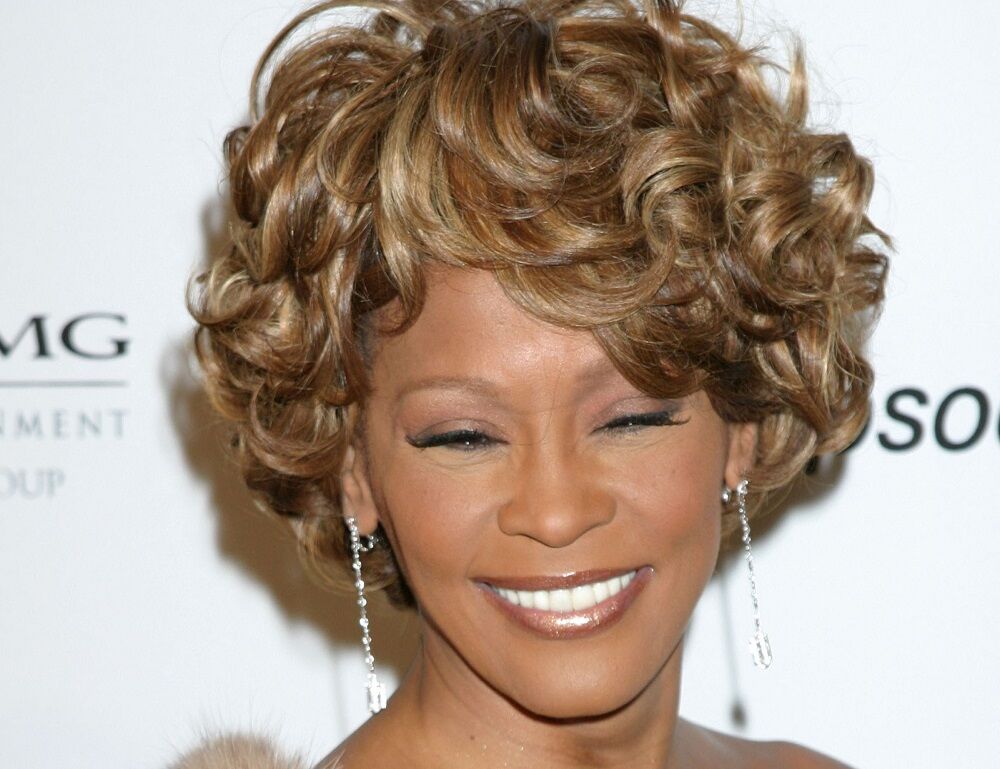 Whitney Houston comes out after her death. Again. - LGBTQ Nation