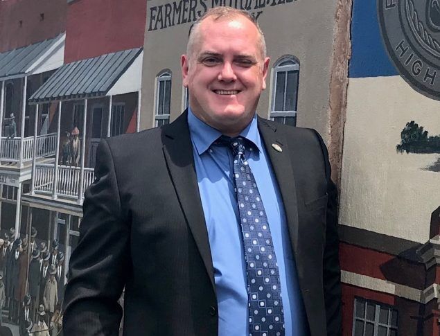 This gay man is trying to kick Mitch McConnell out of the Senate ...