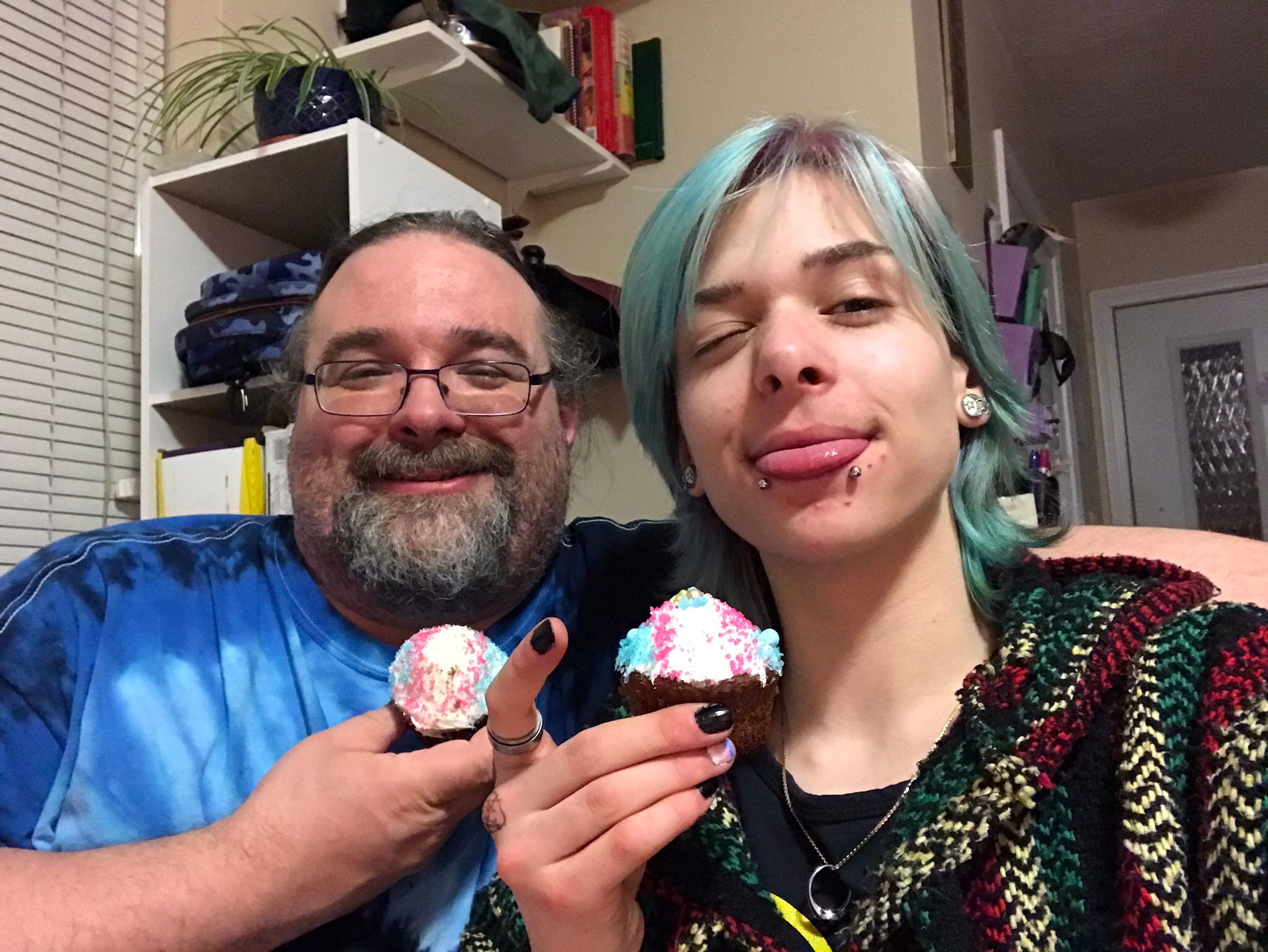 Dad goes viral for tweeting about trans son's party to celebrate ...