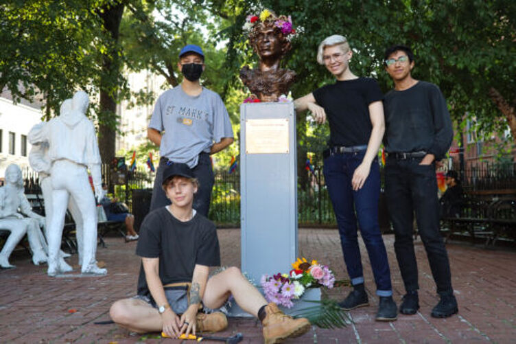 Statue of trans icon Marsha P. Johnson erected in New York City park ...