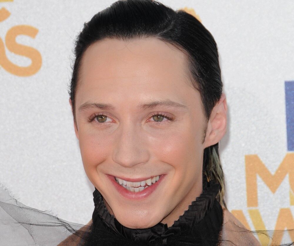 Johnny Weir cried after silent protest of Kamila Valieva's performance ...