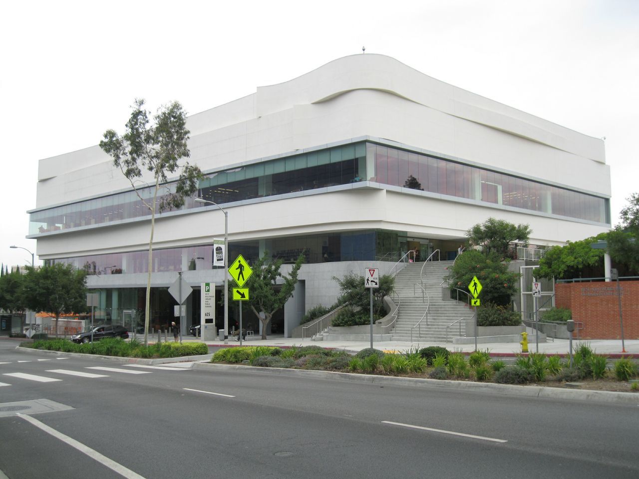 WeHo decides against renaming library for Ruth Bader Ginsburg after ...