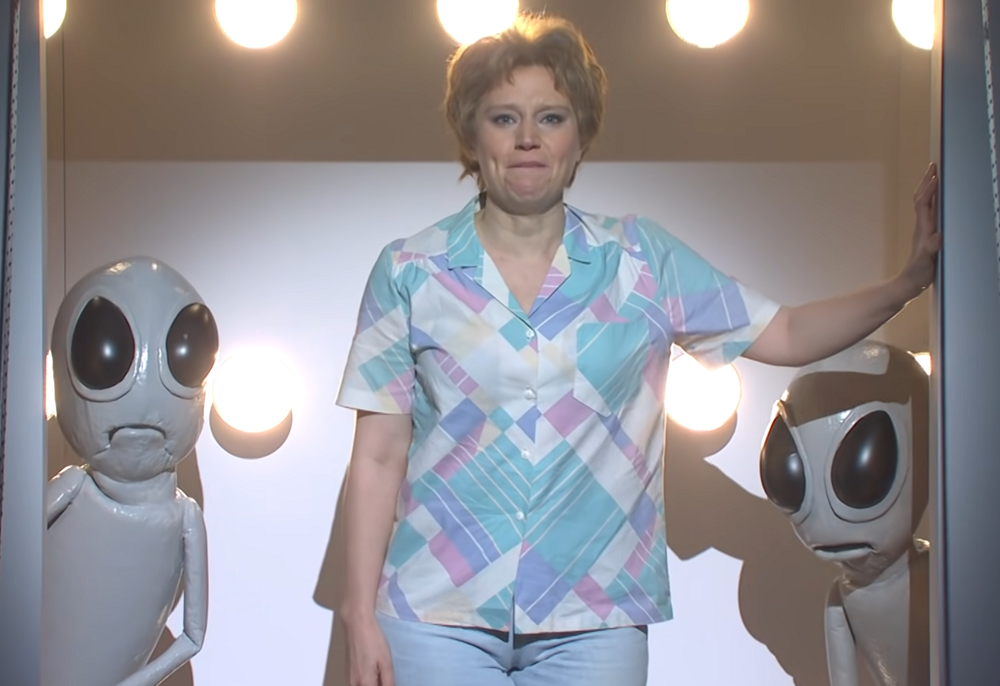 Out SNL actor Kate McKinnon ends 10 seasons on show while being ...