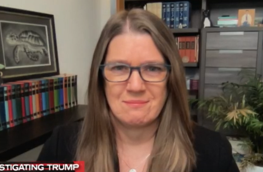 Mary Trump explains why Ivanka Trump is distancing herself from her father - LGBTQ Nation