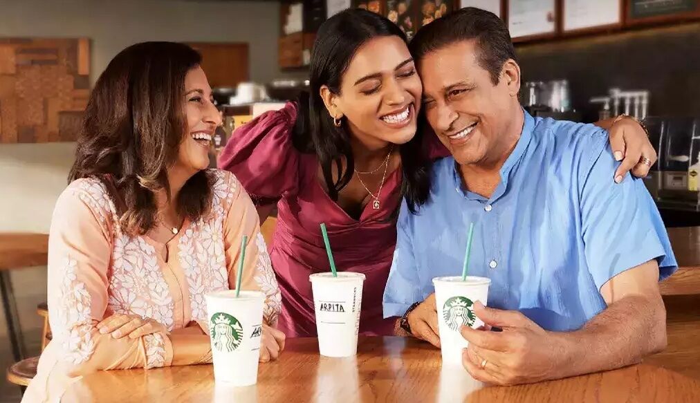 Starbucks' heartwarming new ad shows dad embracing trans daughter ...