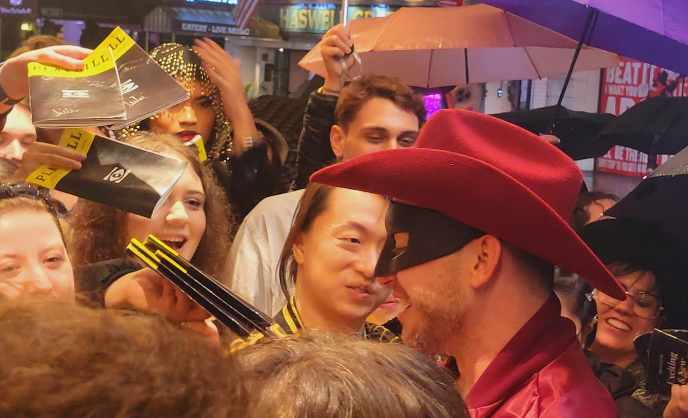 Orville Peck appears on Broadway with... & without his signature mask ...
