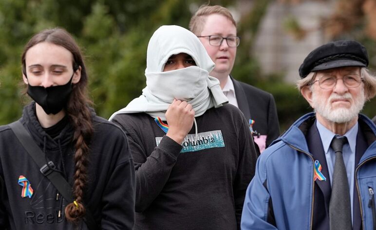 Students hold funeral for LGBTQ+ center terminated by anti-diversity ...